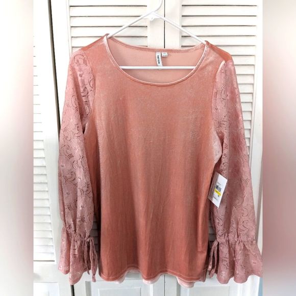 Kensie | Tops | Nwt Kensie Sz M Velvet Dusty Rose Top With Lace Sleeves Side Slits Washable ...